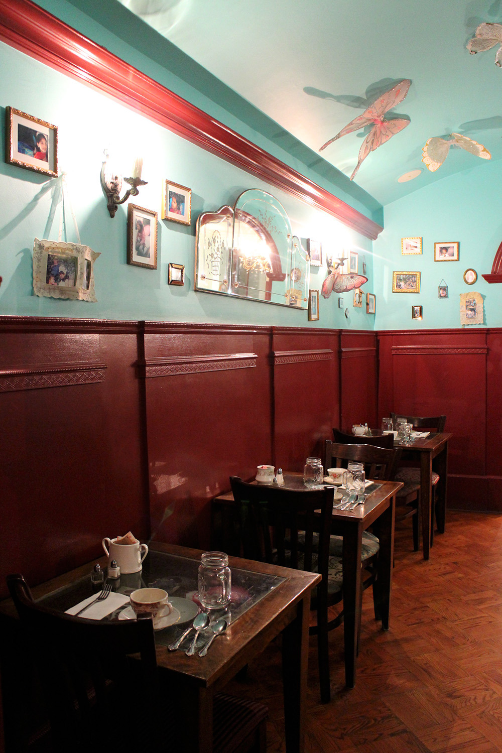 NEW YORK: #73 – Alice’s Tea Cup Chapter 2 Café in Upper East Side, NYC ...