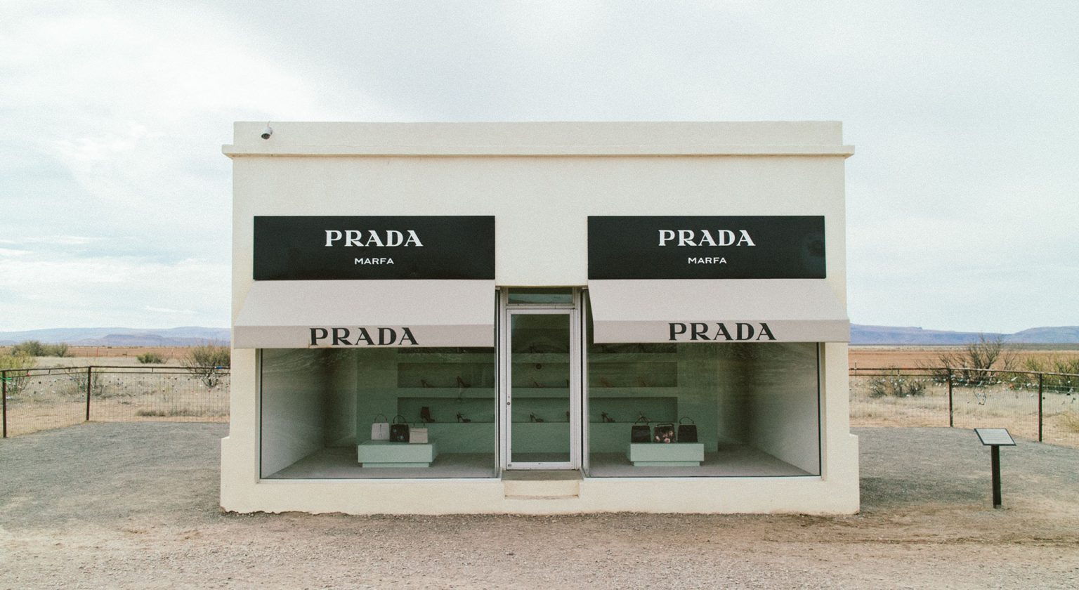 A Modern Cowgirl at Prada Marfa | i Heart Alice / iHeartAlice.com