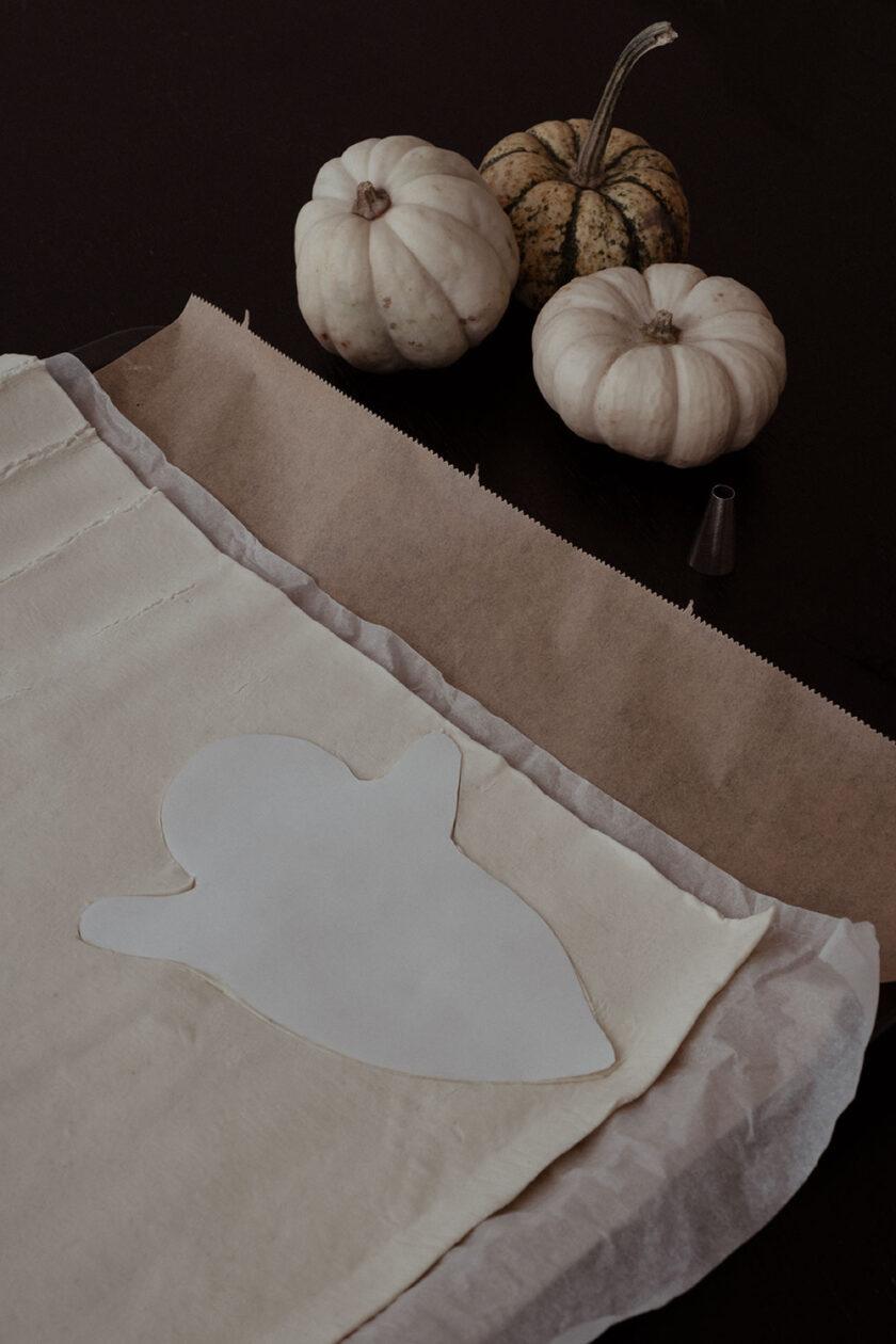 Sour Cherry Ghost Puff Pastry – Halloween Rezept